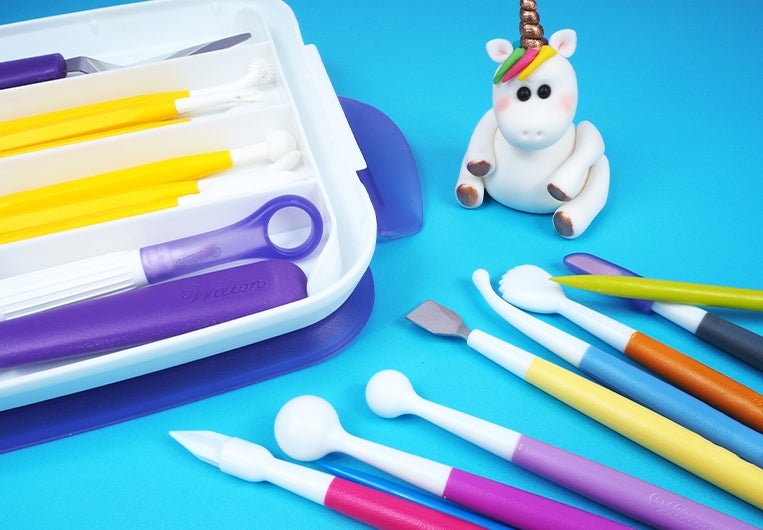 Order ribbon cutter/modelling tools online | Deleukstetaartenshop.nl